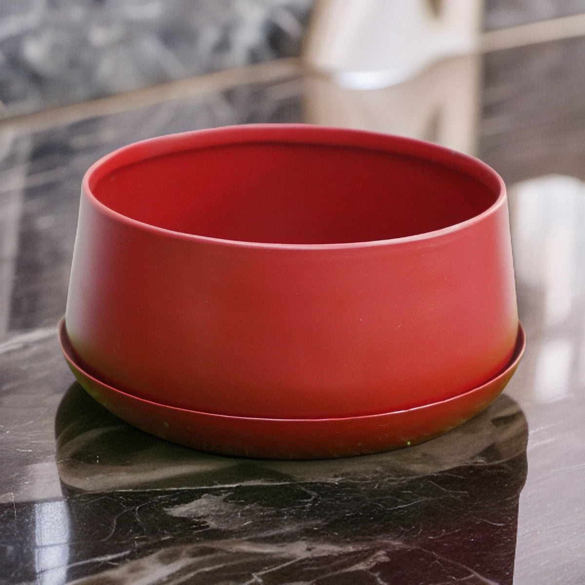 Red Metal Pot With Tray — Plant N Pots